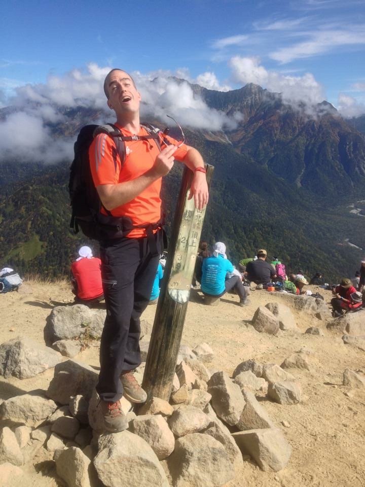 Mount Yake Ablaze with Color – Japan Alps Kamikochi Official Website