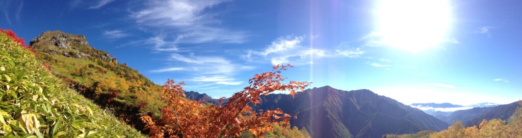 Mount Yake Ablaze with Color – Japan Alps Kamikochi Official Website